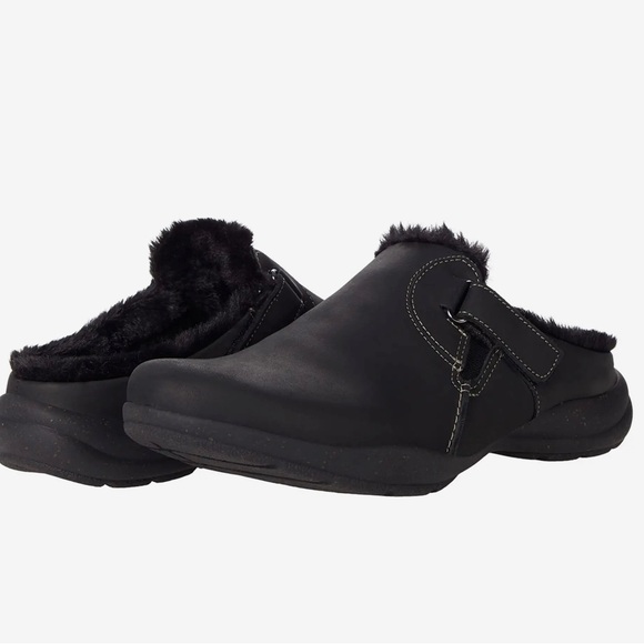 Clarks | Shoes | Clarks Collection Roseville Clogs In Black Leather ...